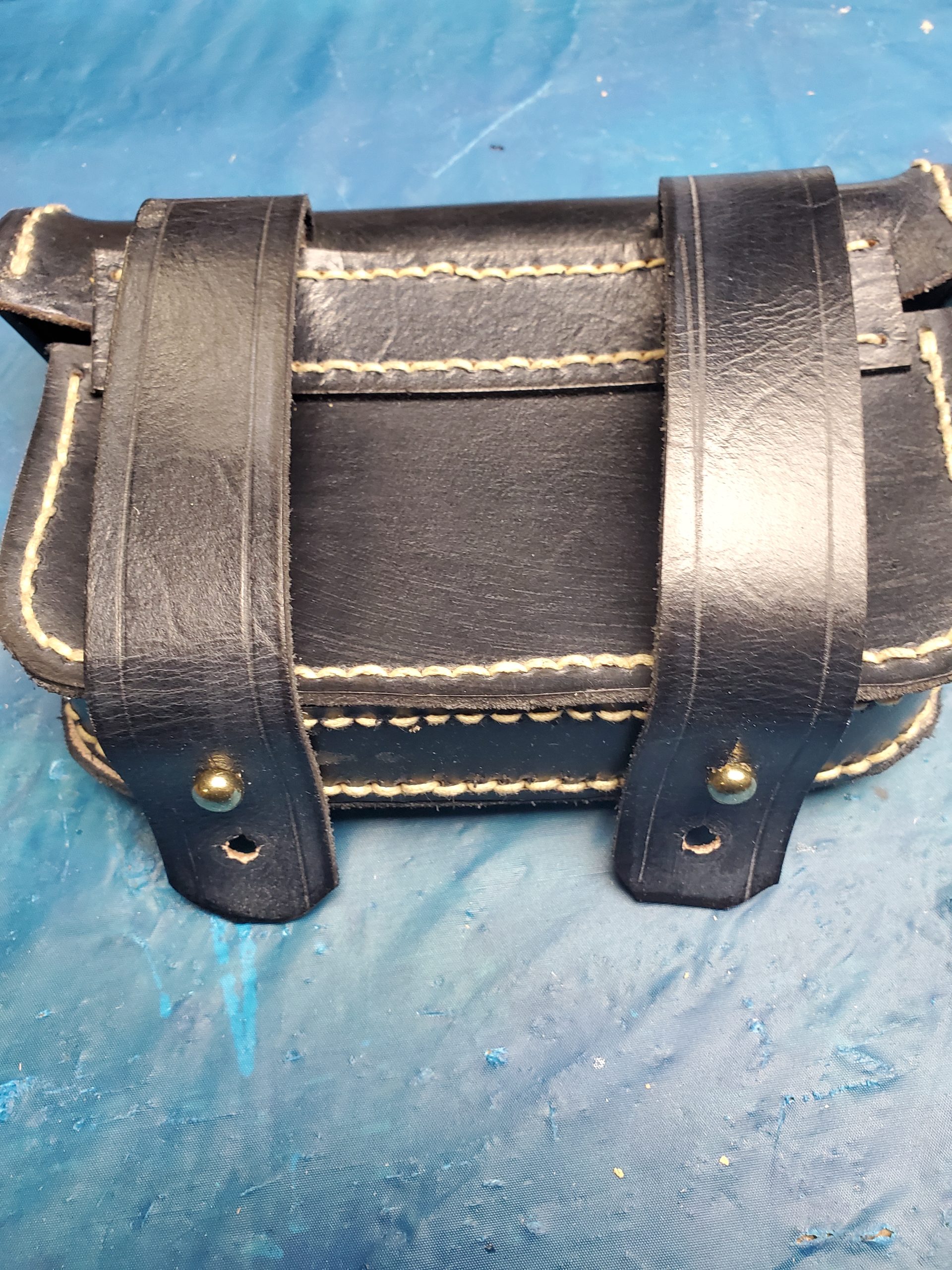 1870 British Expense Pouch – lepierreleathers.com